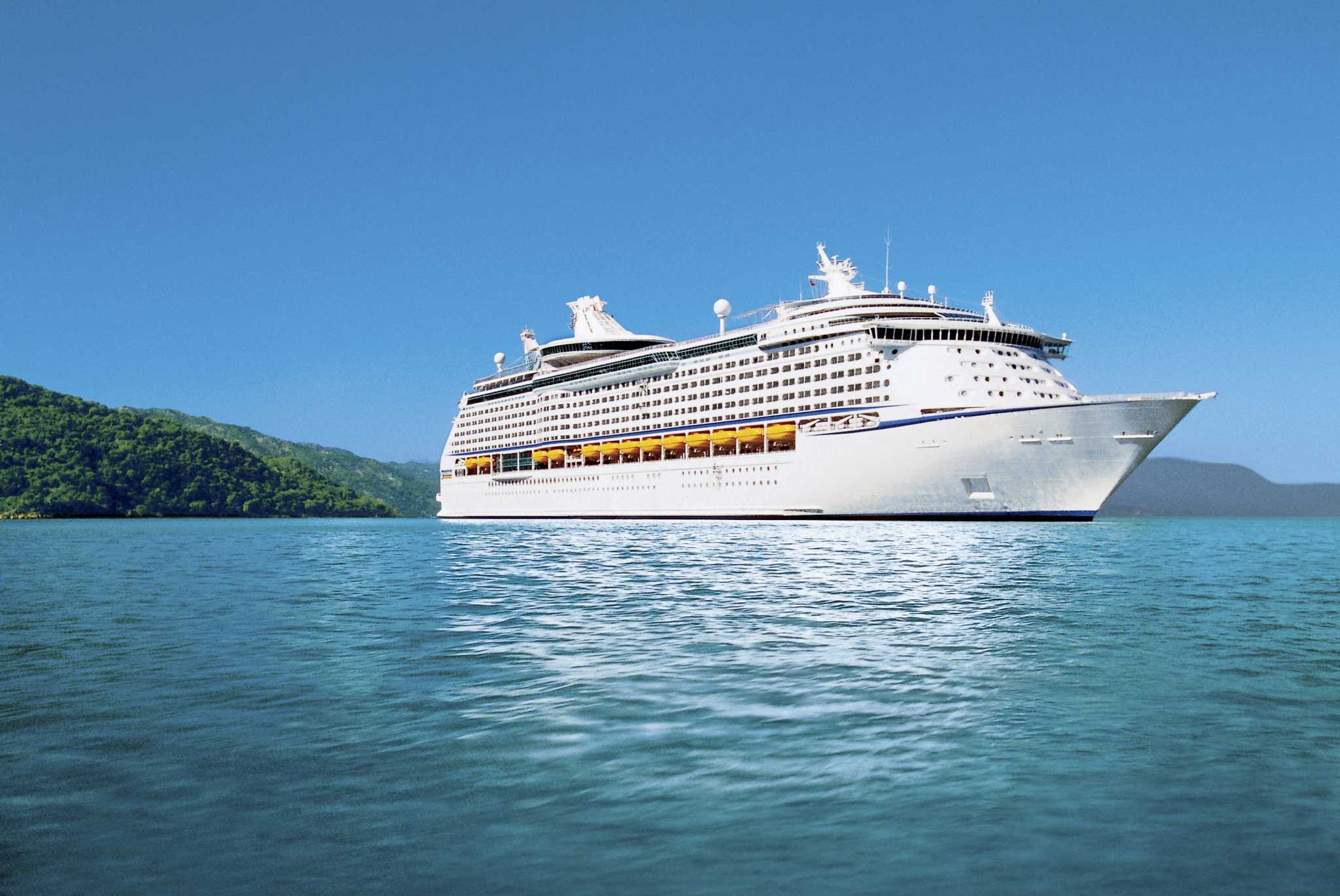 Book a cruise: 7 NIGHT GREEK ISLES CRUISE - easyCruise.com